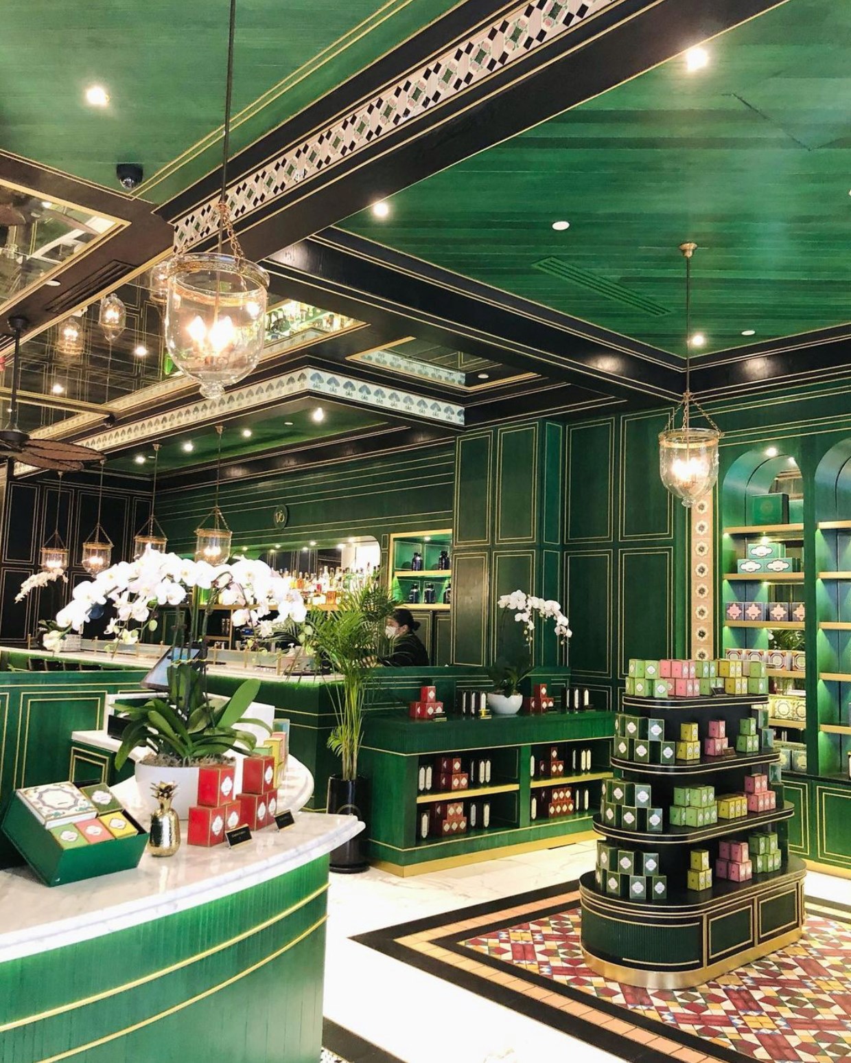 Violet Oon @ ION Orchard