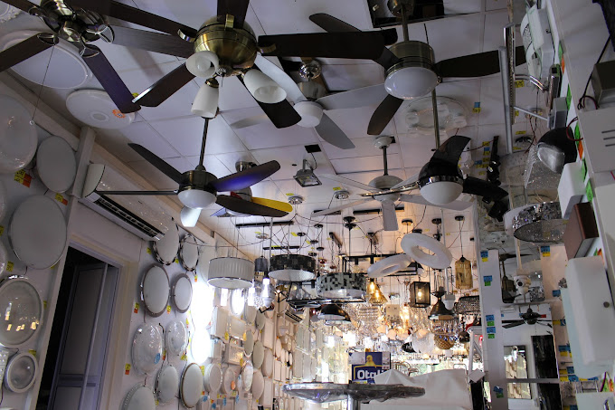 Ave Avenue Pte Ltd @ 351 Sembawang Road