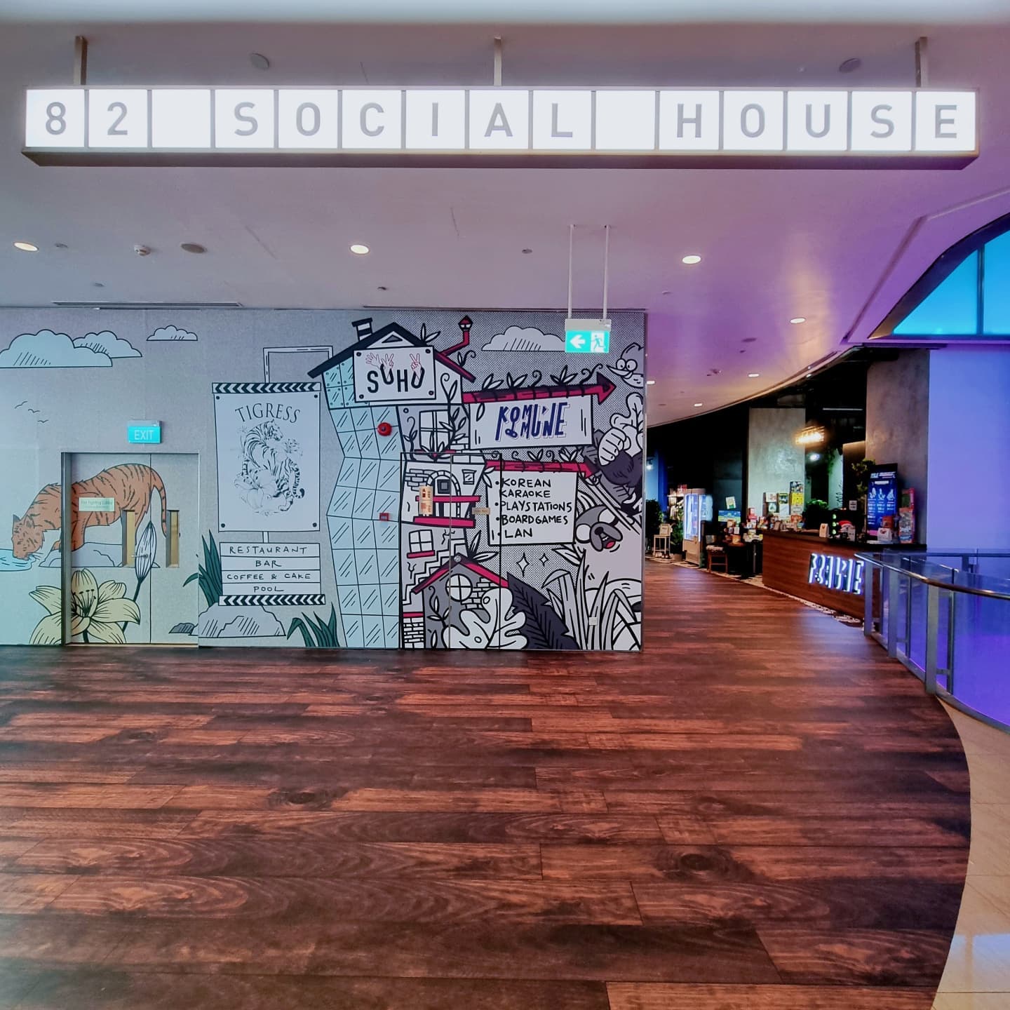 82 SocialHouse @ Orchard Gateway