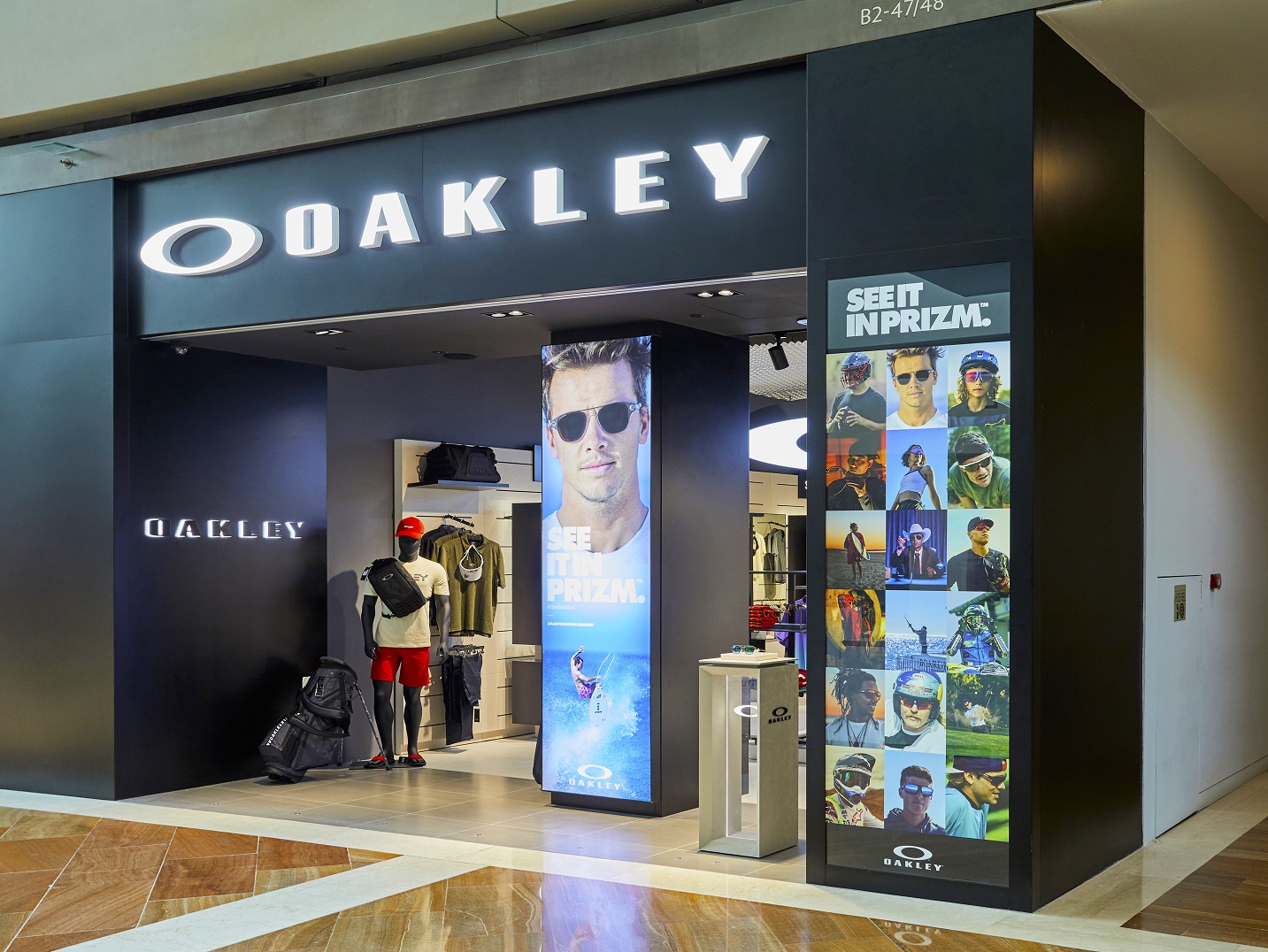 Oakley @ Jewel Changi Airport