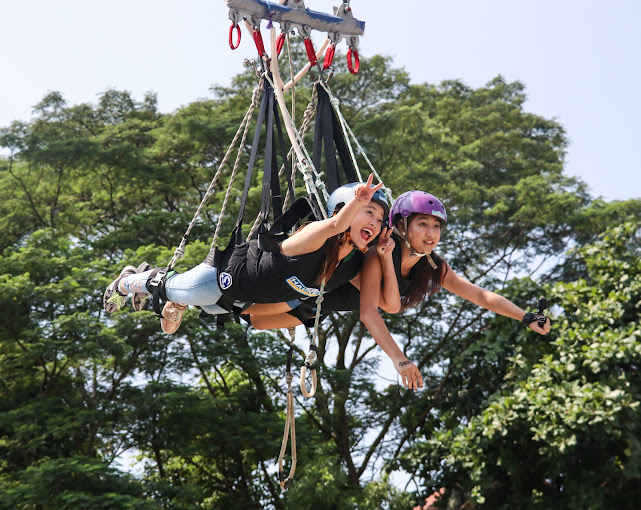 Giant Swing at Skypark Sentosa @ Skypark Sentosa by AJ Hackett