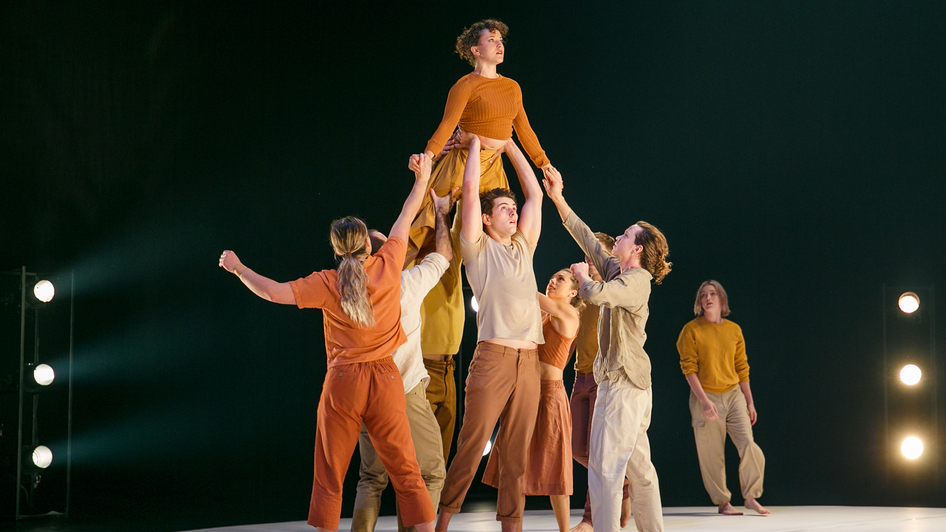 Humans 2.0 | Theatre | Esplanade @ Esplanade - Theatres On the Bay